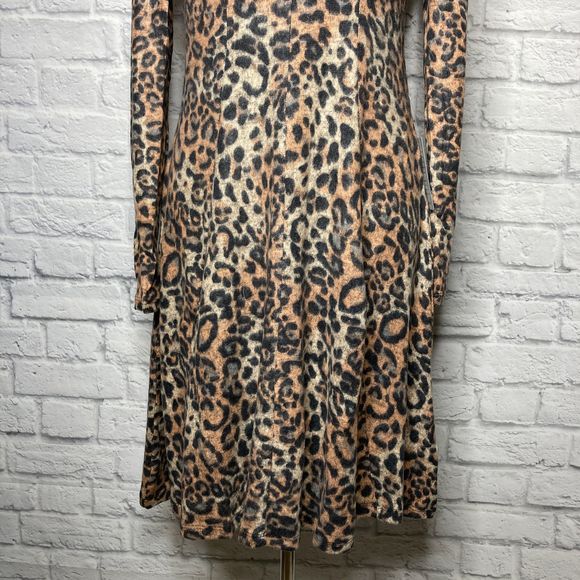 Spense | Dresses | Spense Fit Flare Vneck Leopard Print Dress | Poshmark